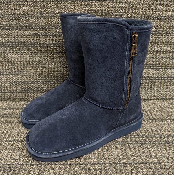 Lamo Boots With Zipper